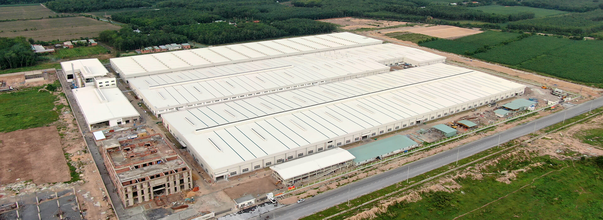 The world's leading artificial grass/synthetic turf manufacturer