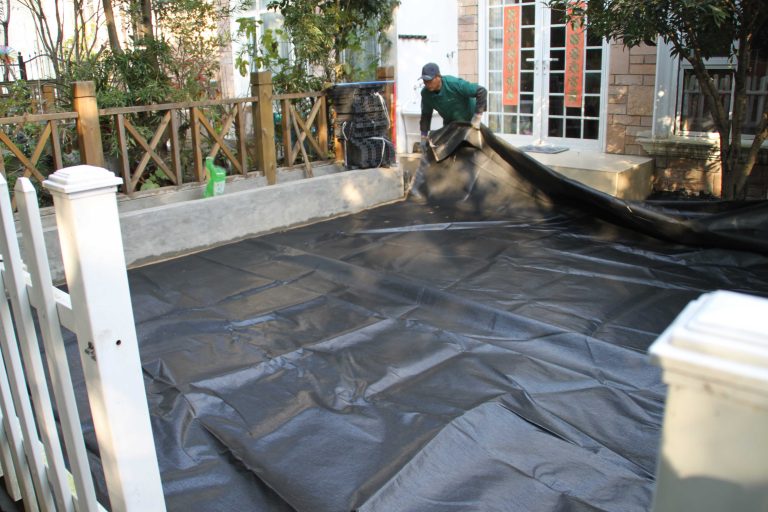 How to Install Artificial Grass: Step-by-Step Guide 2024